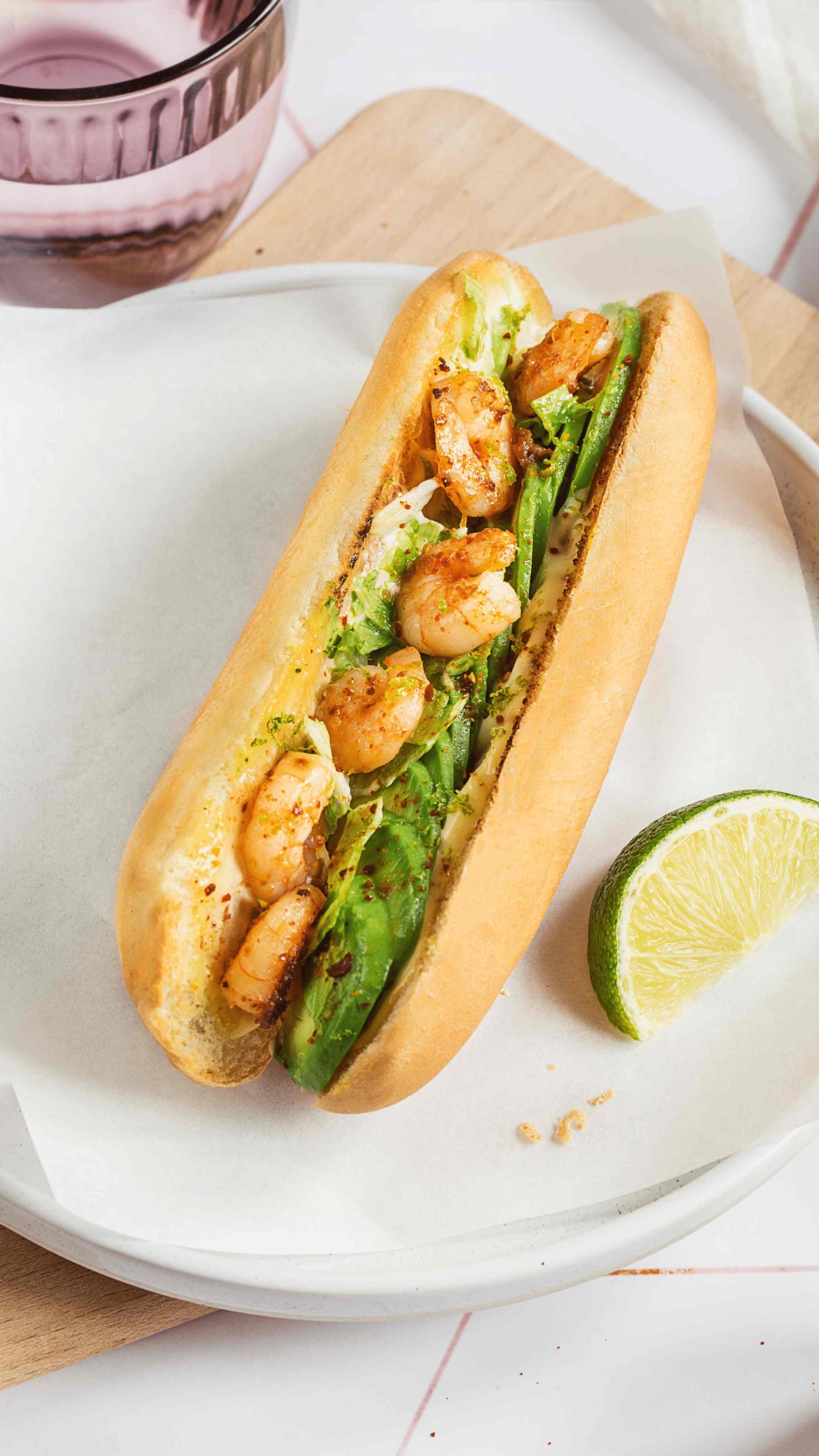 Sandwich hot dog crevette avocat - Pains Jacquet