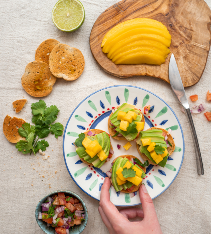 Toasts Festifs au Foie Gras, Confiture et Baies de Poivre - Pains Jacquet