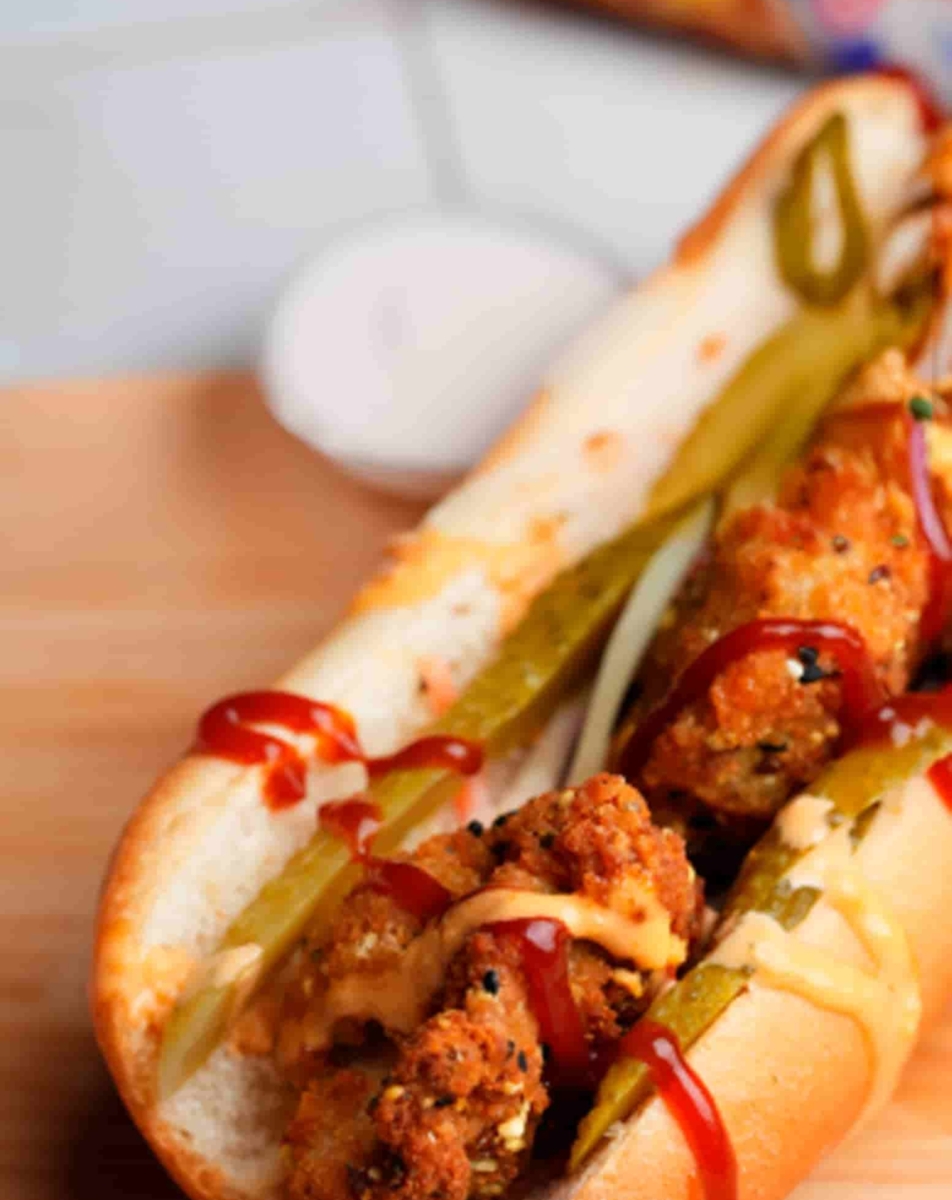 Hot Dog Poulet Croustillant et Coleslaw - Pains Jacquet